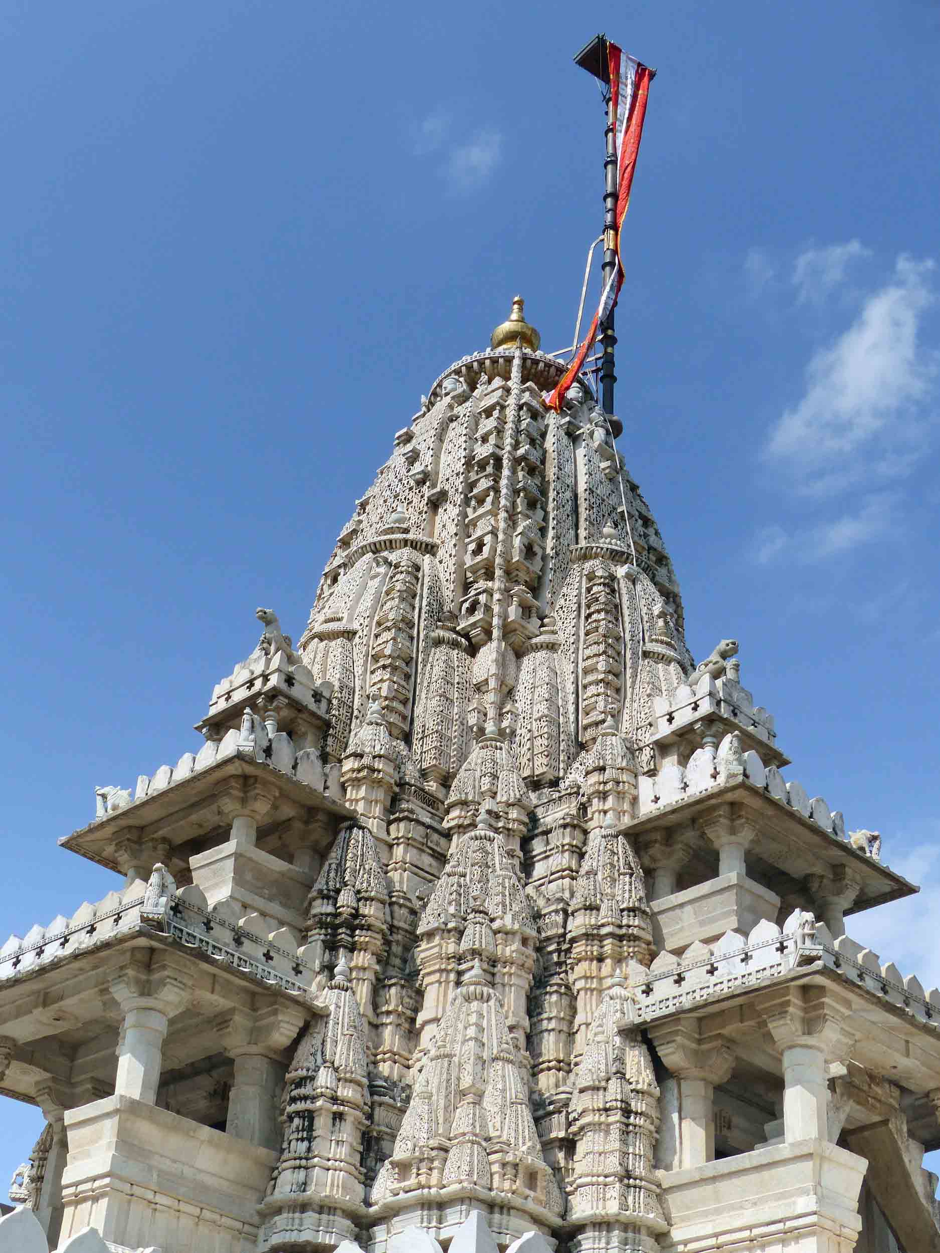 Chaumukha Mandir, the four-faced temple of Ranakpur - Travel with me