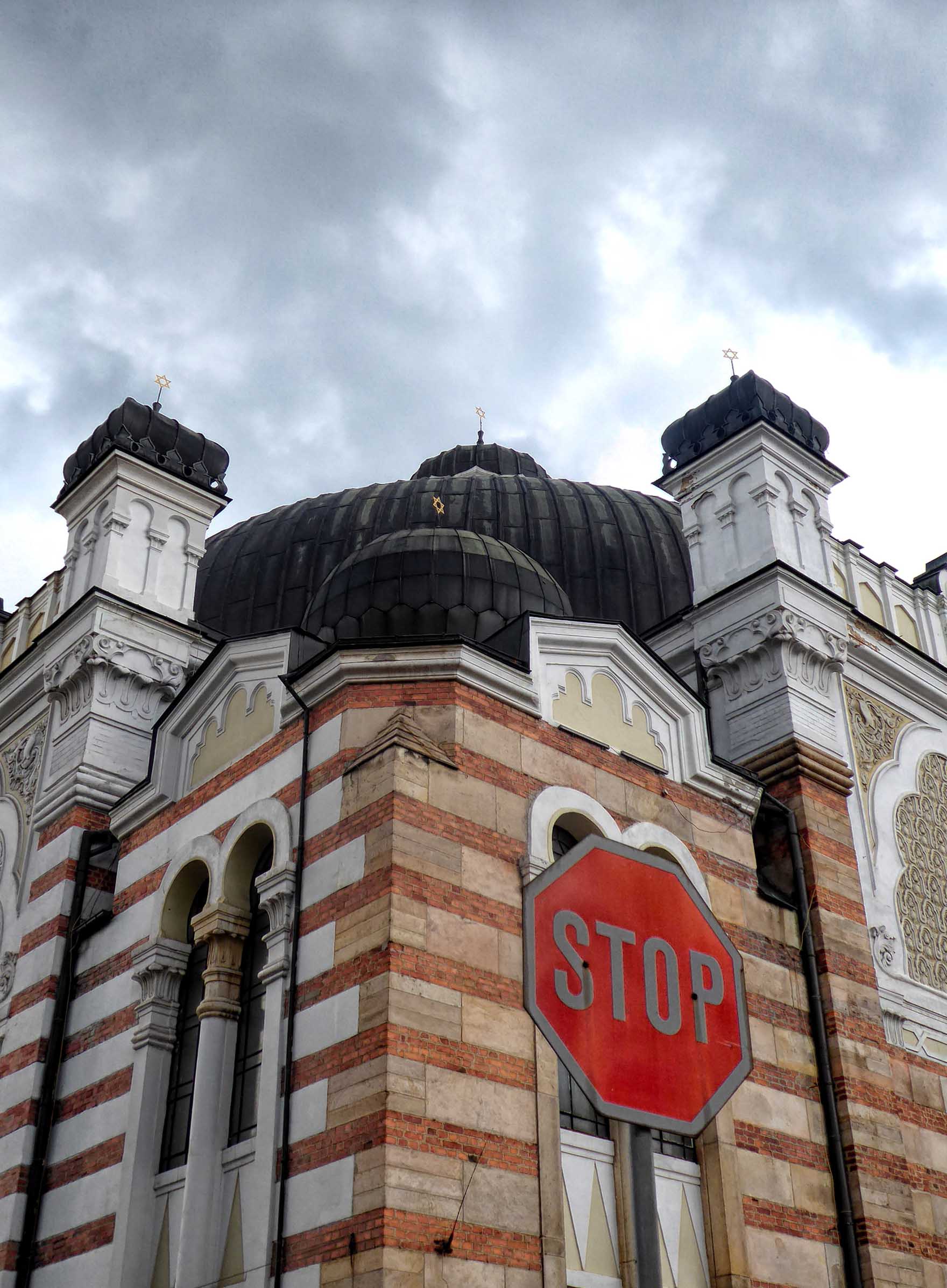 The Square of Religious Tolerance in Sofia - Travel with me