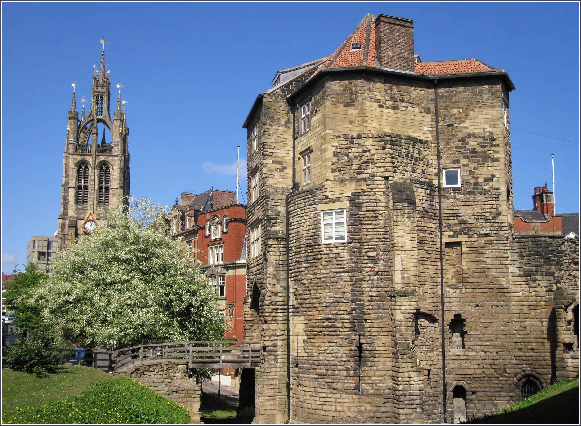 A city walk in Newcastle-upon-Tyne - Travel with me