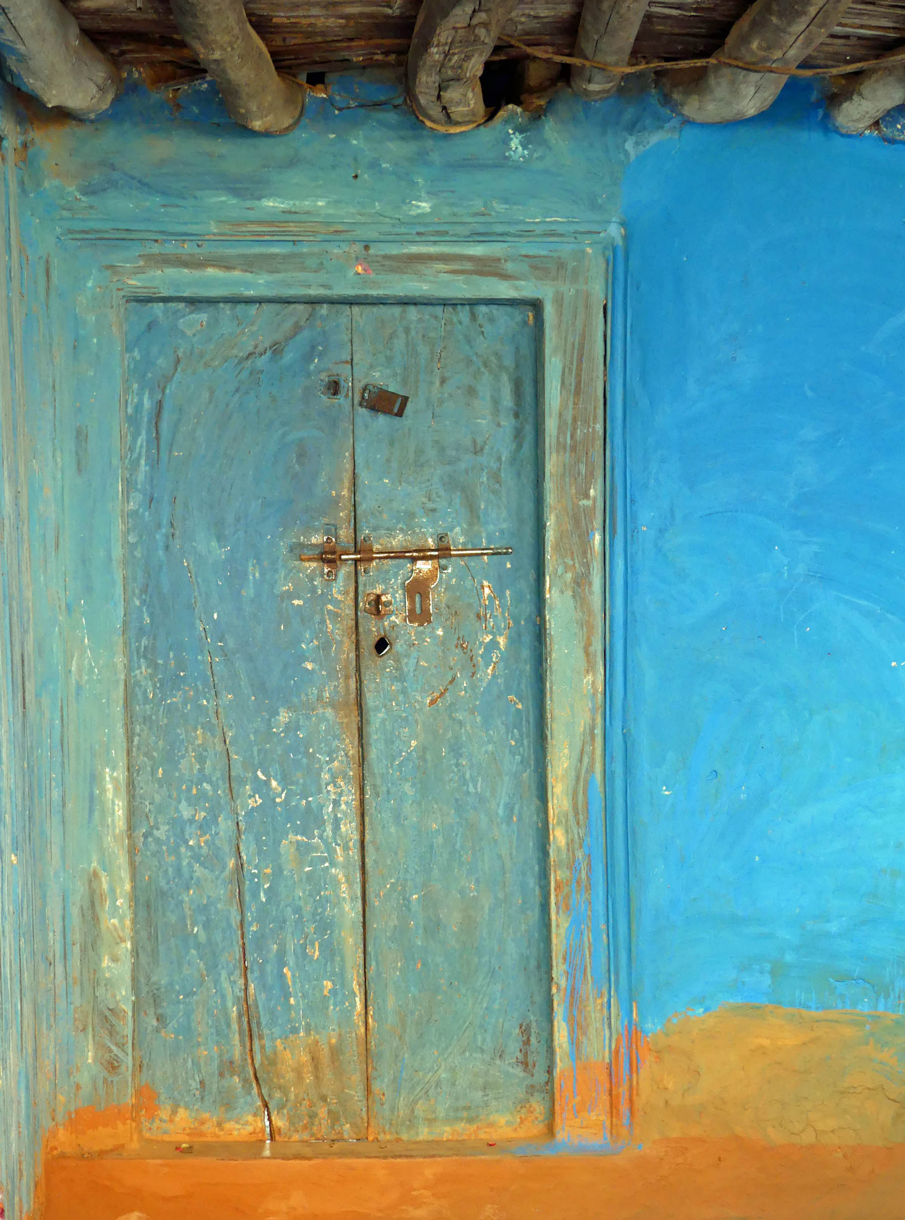 Gallery: the doors of Nepal - Travel with me